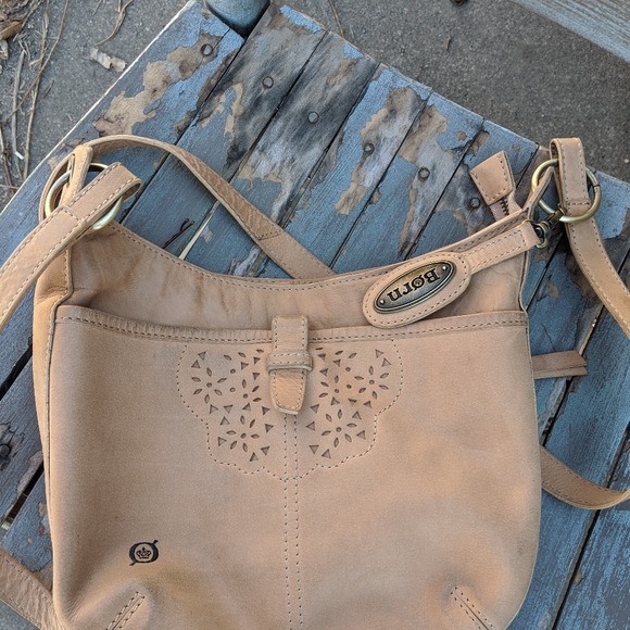 Born | Bags | Womens Born Tan Leather Crossbody Bag Roomy Euc | Poshmark